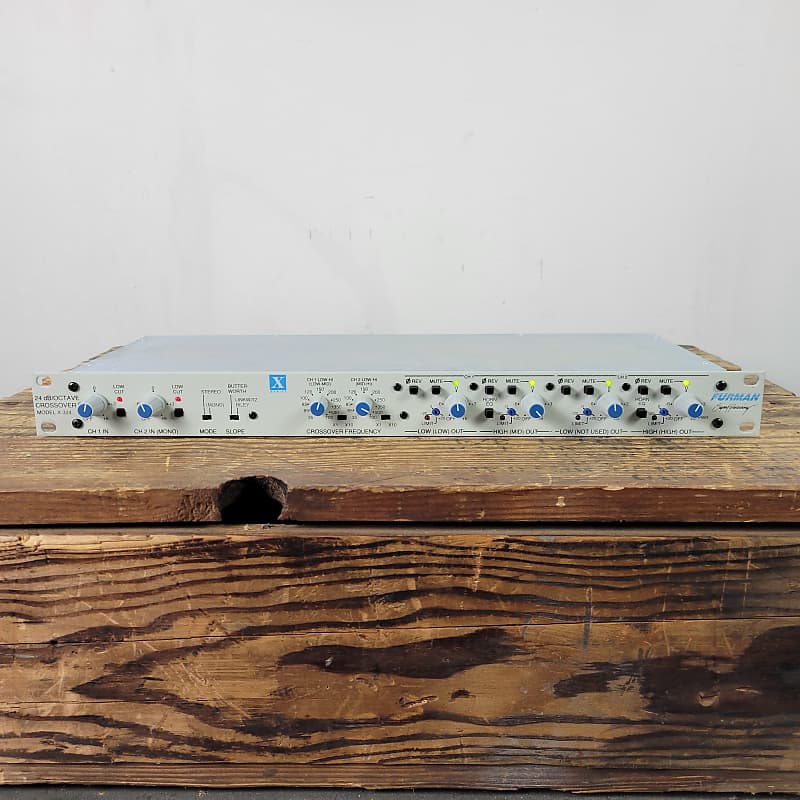 Furman X-324 24dB/Octave Crossover | Reverb