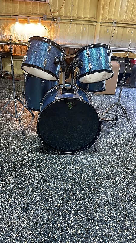 5-Piece Complete 22" x 16" Full Size Pro Adult Drum - Remo | Reverb