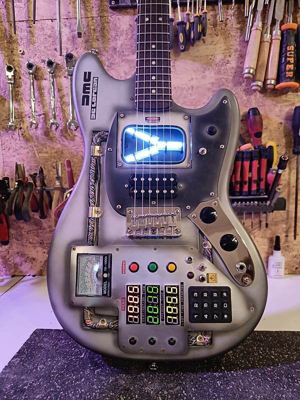 Martper Guitars MUSTANG DeLorean "BACK TO THE FUTURE" | Reverb UK