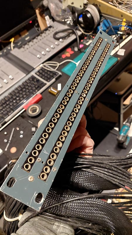 Neve TT patchbay 70-80 - Blue | Reverb
