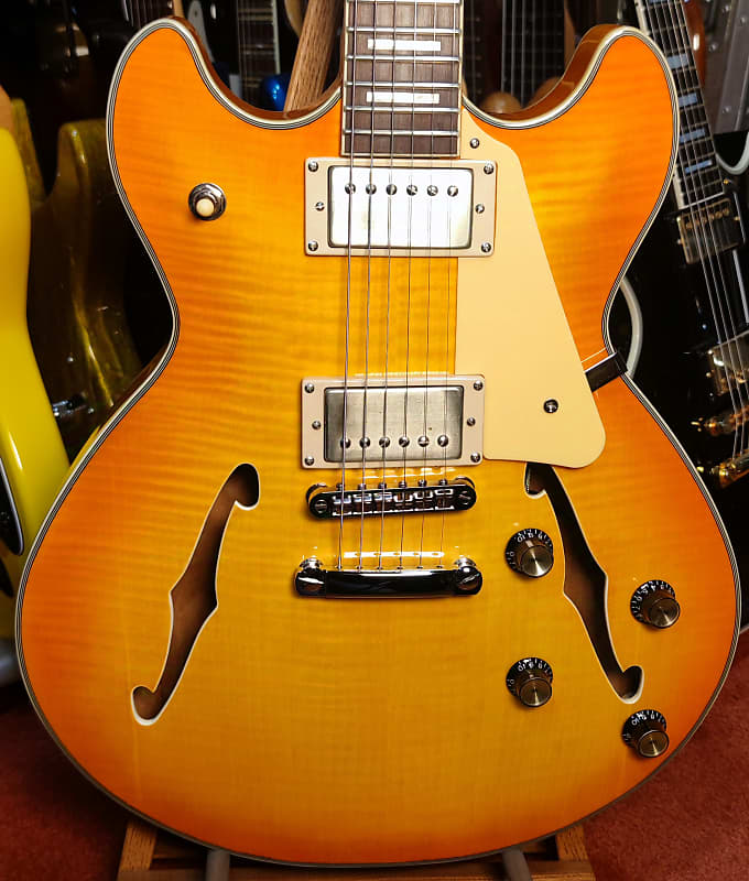 Harley Benton HB-35 Plus Vintage Series 2020s - Lemon | Reverb Ireland