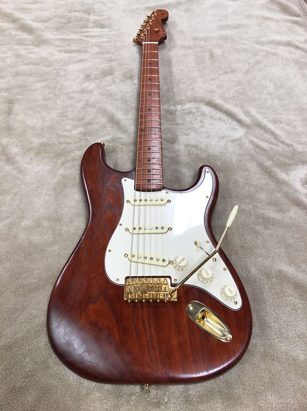 Custom Stratocaster | Reverb