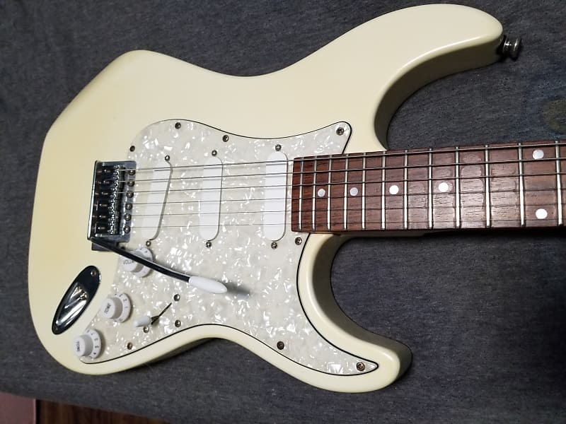 Lotus Stratocaster 80's Metallic Custard DFDG | Reverb