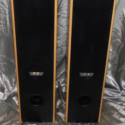 KLH T-5AW tower speakers | Reverb
