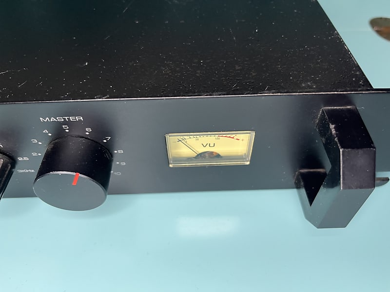 RadioShack MX-1000 6-Channel Rack Mount Microphone Mixer | Reverb