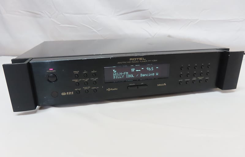 Rotel RT-1084 AM / FM / HD Radio Stereo Tuner | Reverb