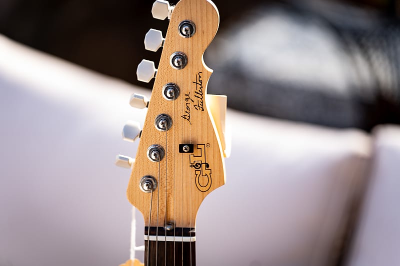 G&L George Fullerton Model 1995 - Sunburst | Reverb