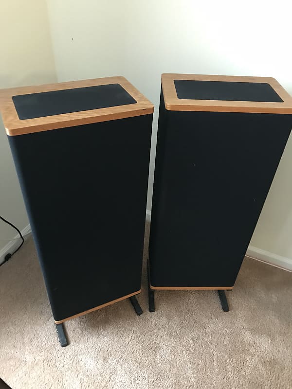 Vandersteen Speakers Model 2C | Reverb
