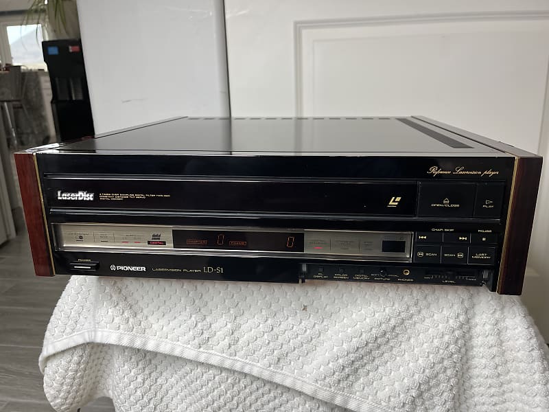 Pioneer LD-S1 LaserDisc Player Full Analog Video 8bit Digital | Reverb