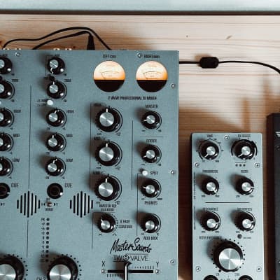 MasterSounds Radius Two Valve, FX Unit, LinearPOWER 2021 | Reverb