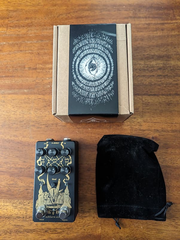 Lichtlaerm Audio Altar Sludge and Doom Fuzz pedal, mint! | Reverb