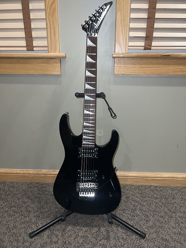 Jackson Soloist SL4 2001 - Black/W Hardcase | Reverb