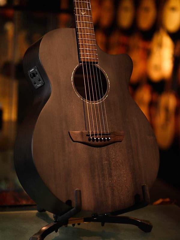 Faith Venus Naked Black | Reverb