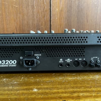 Korg D3200 32-Track Digital Recording Studio Desktop Recorder | Reverb