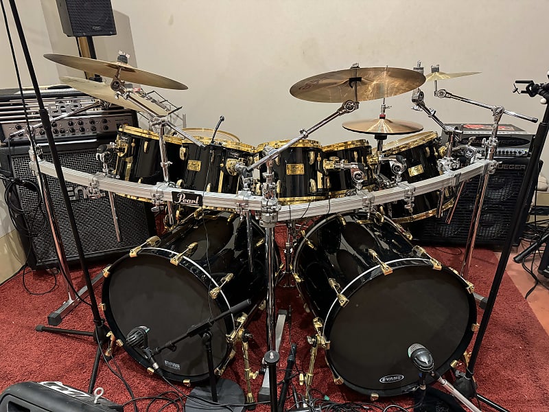 Pearl Masters Custom Maple (Black/Gold) | Reverb