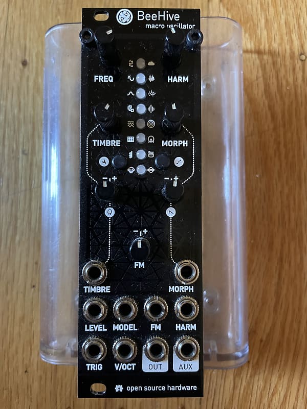 Momo Modular Beehive 2020s - Black/custom | Reverb
