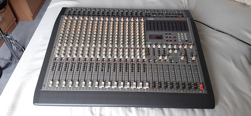 Tascam M-2516 - 16 Channel Analogue Mixer | Reverb UK