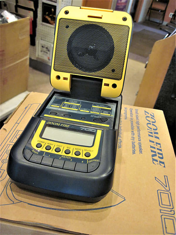 Zoom Fire 7010 Portable Guitar Amp Amplifier Effects | Reverb