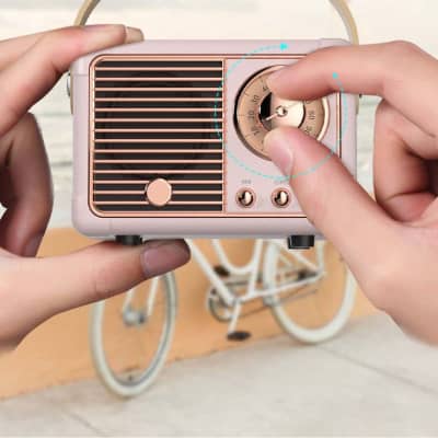 Vintage Radio - Pink | Reverb