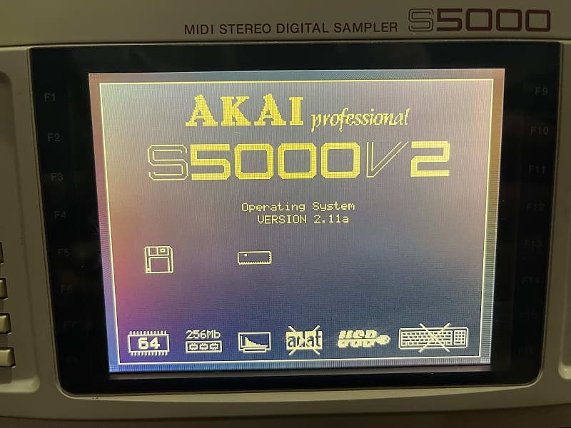 Akai S5000 MIDI Stereo Digital Sampler 1998 - White - W/EB20 | Reverb