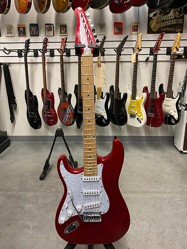 Sawtooth Stratocaster - Red Finish - Left Handed | Reverb