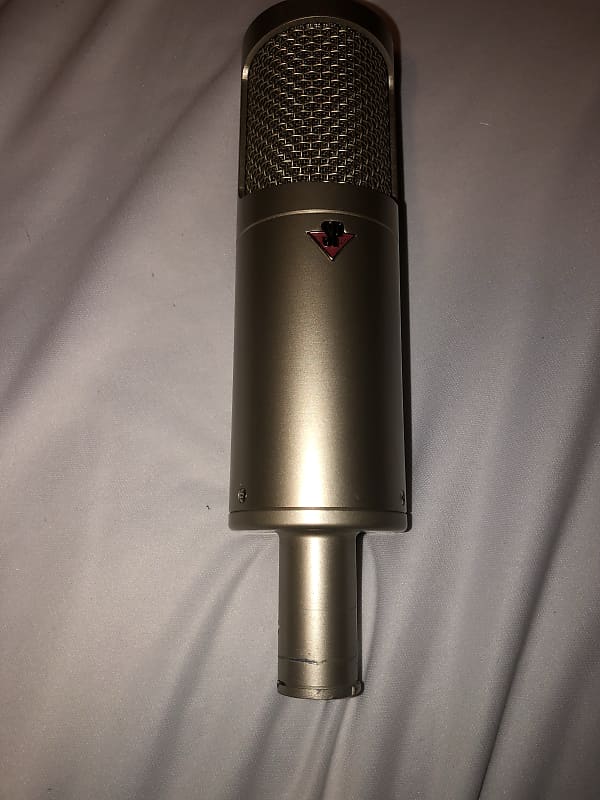 Studio Projects (U87 Clone) | Reverb Canada