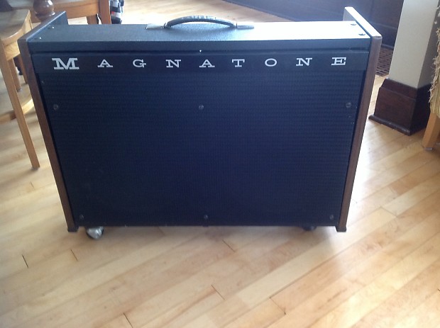 1968 Magnatone 240SV 2x12 Stereo Vibrato + Spring Reverb | Reverb
