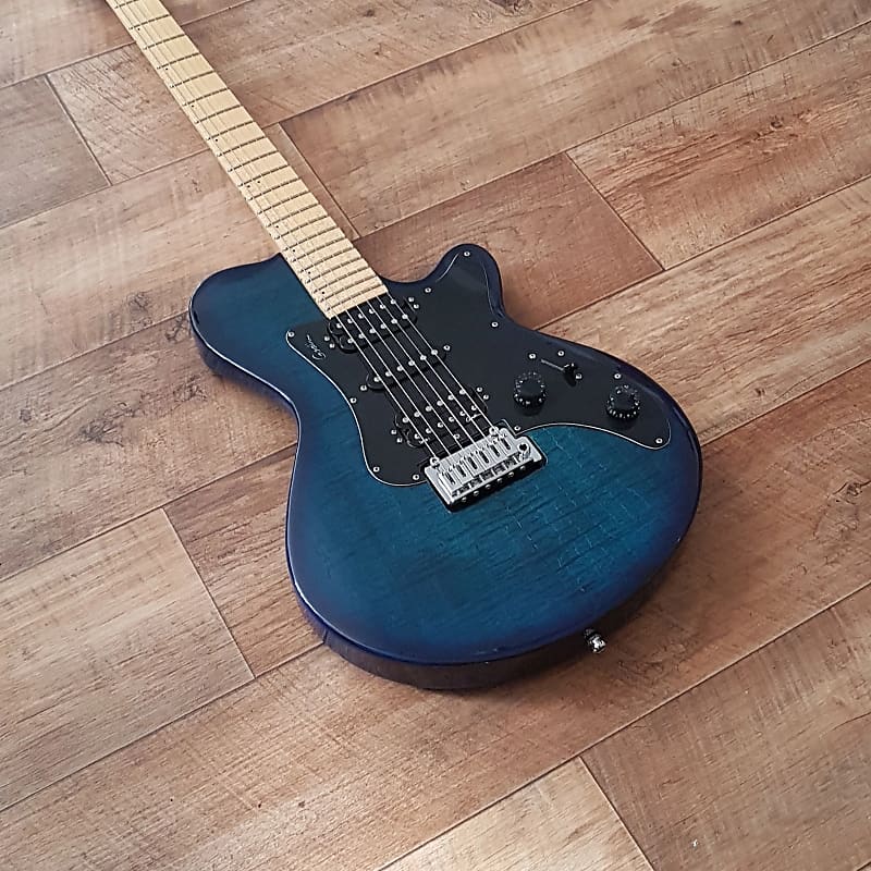 Godin SD XT HSH 2003 Thru Blue Burst | Reverb