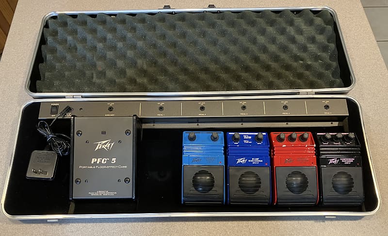 Peavey PFC-5 Powered Pedal Board | Reverb