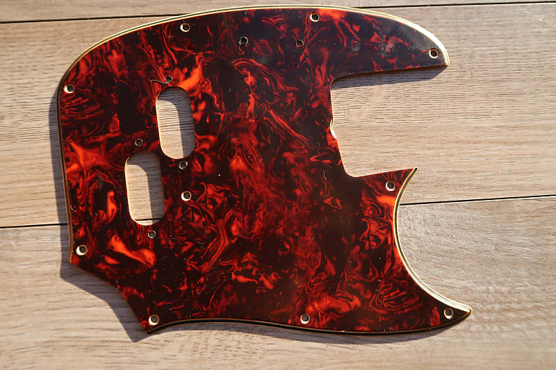 Fender Mustang bass pickguard '72 - '79 Tortoise Relic / Aged | Reverb