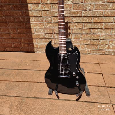 ESP LTD F10 Electric Guitar, Gloss Black | Reverb