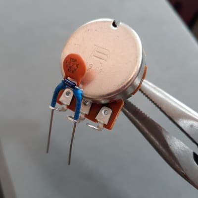 TREBLE BLEED "DUNCAN" Spec BLUEMAN 1nF Ceramic cap, 100K Blue | Reverb