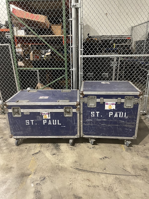 Kent Custom Trunk Style Road Cases blue | Reverb