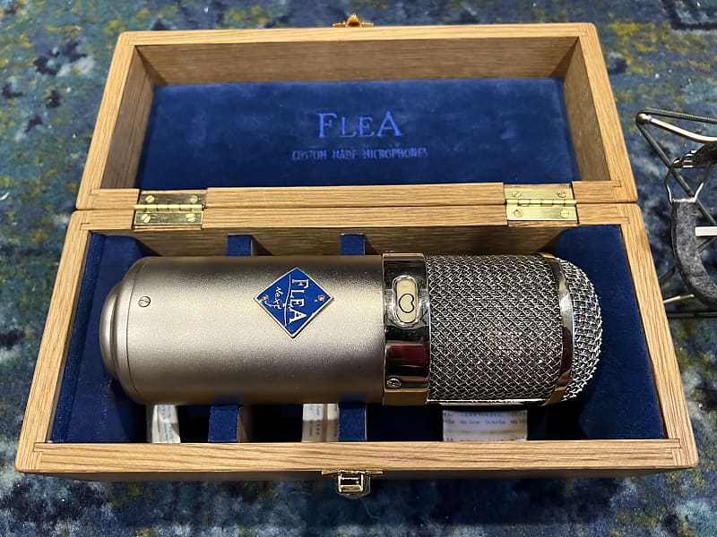 FLEA 47 SUPERFET Condenser Microphone | Reverb