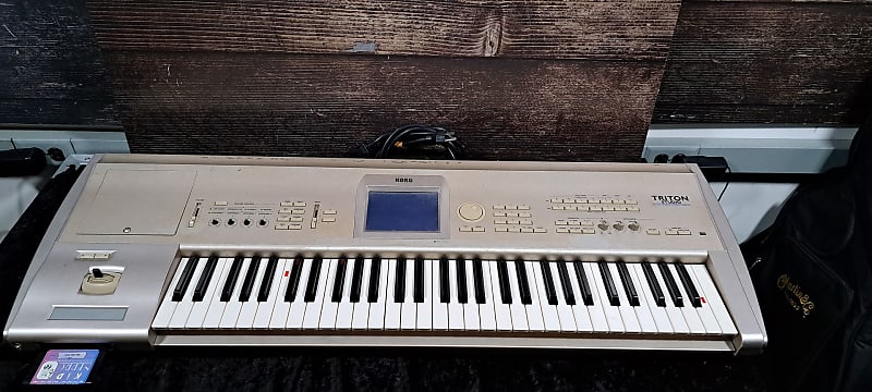 Korg TRITON STUDIO Workstation Keyboard (Tampa, FL) | Reverb
