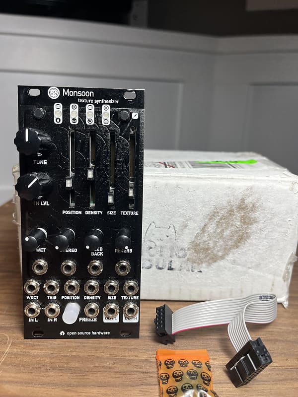 Momo Modular Monsoon (Mutable Instruments Clouds clone) 2022 | Reverb