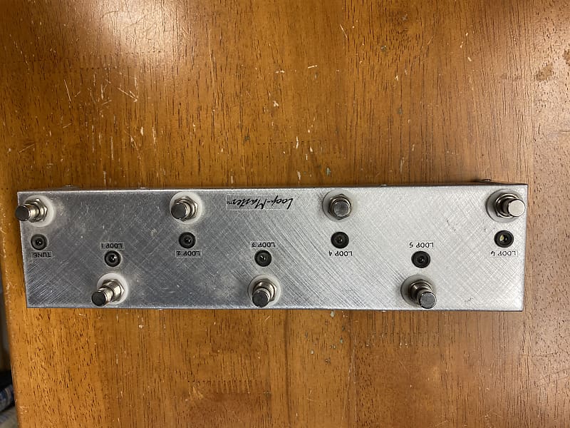 Loopmaster 6 staggered loops, 1 tuner out Silver | Reverb