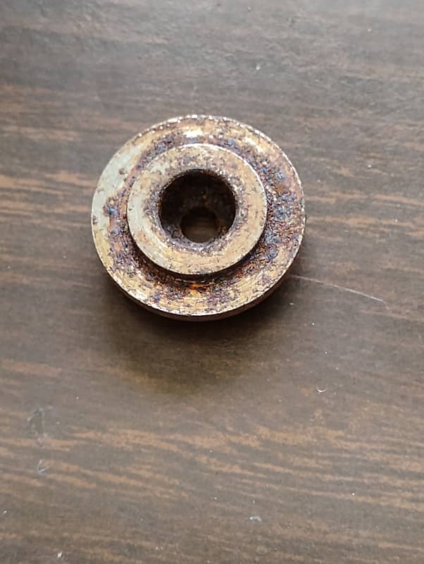 Fender Jazz or Precision Bass Vintage String Tree | Reverb Australia