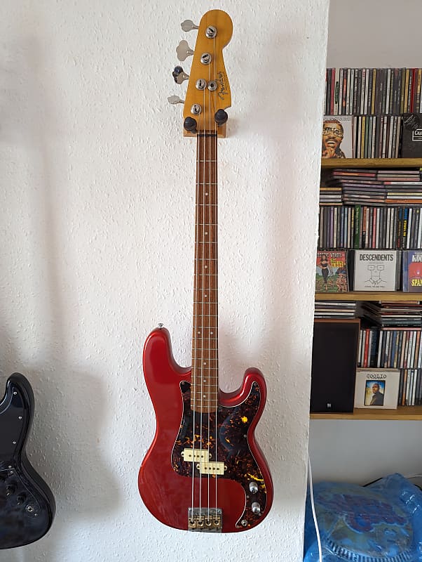 Hondo H830 Precision Bass MIJ PLEASE NOTE CAN'T POST 02 - 12 | Reverb