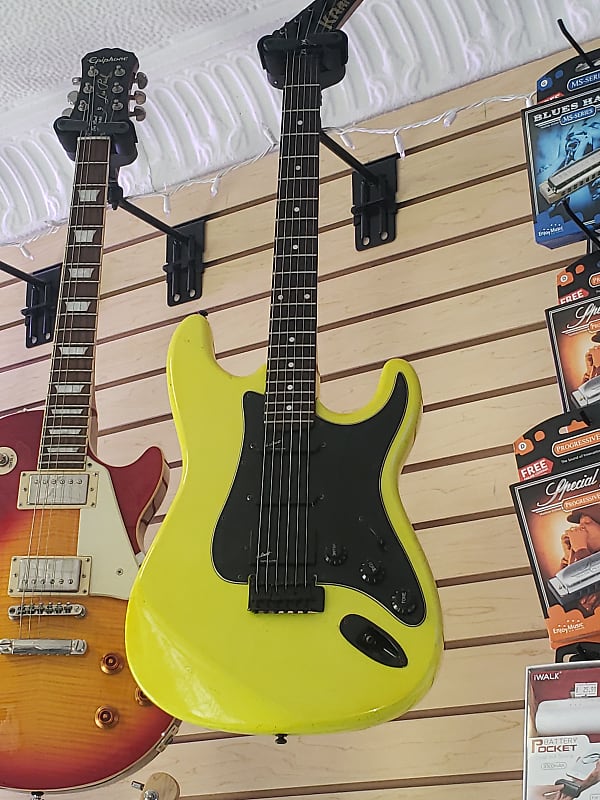 Kramer AEROSTAR HO3XZ 1987 - Florescent Yellow | Reverb