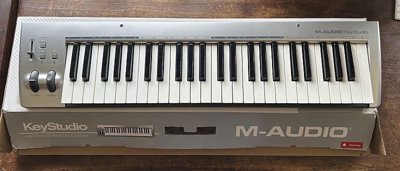 M-Audio KeyStudio 25 MIDI Keyboard Controller | Reverb