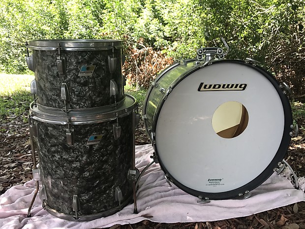 Ludwig Drum set 1970 Black diamond pearl | Reverb