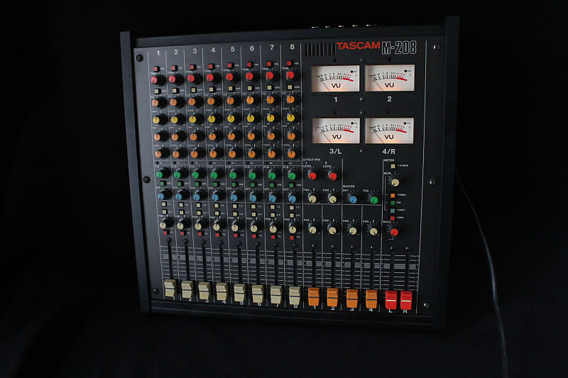 TASCAM M-208 | Reverb