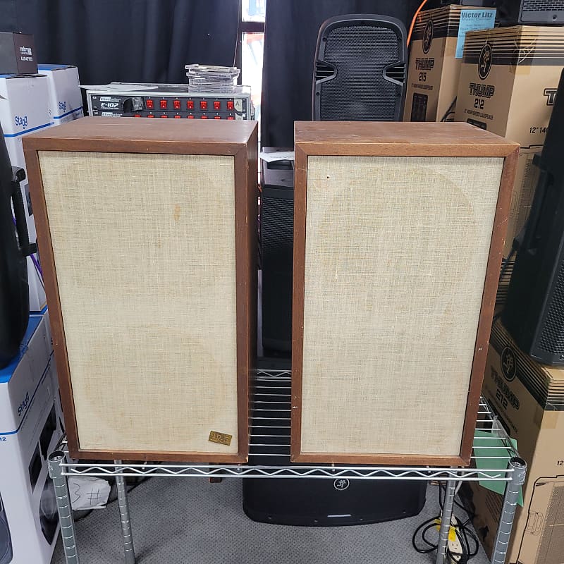 Acoustic Research AR5 Speaker Pair - Waltnut | Reverb