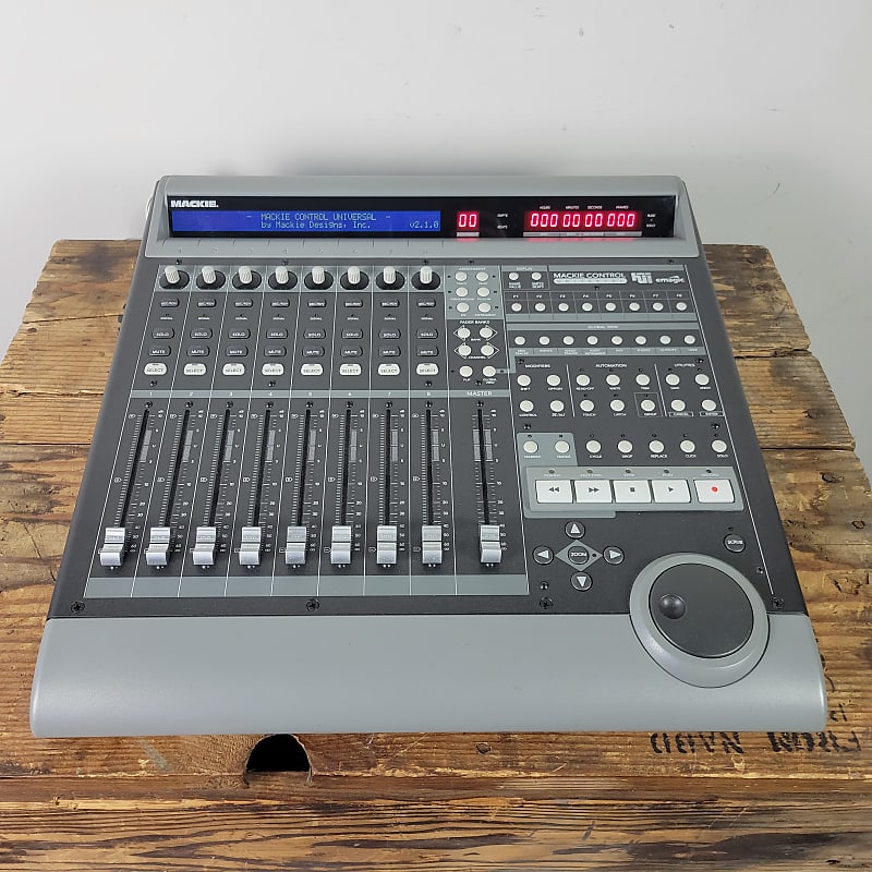 Mackie Control Universal 8-Channel Master DAW Control | Reverb