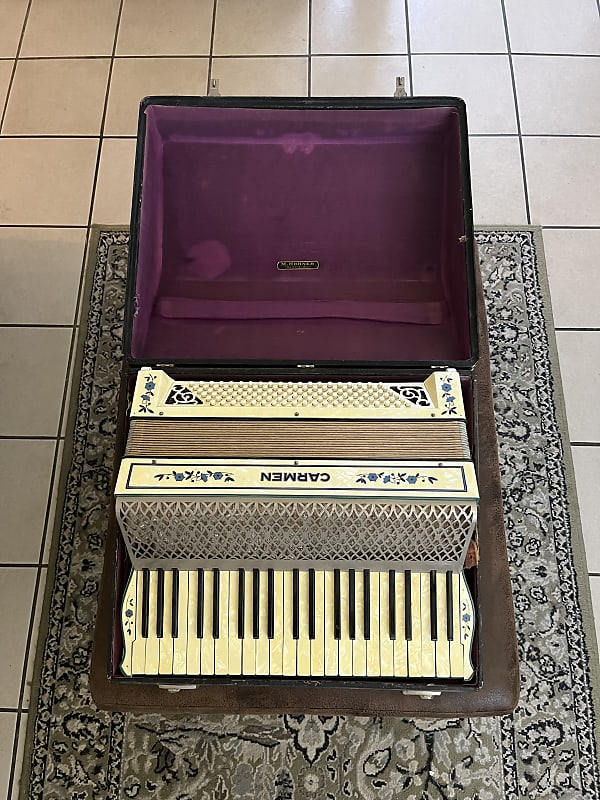 Hohner Carmen 1930’s - Cream Accordion | Reverb
