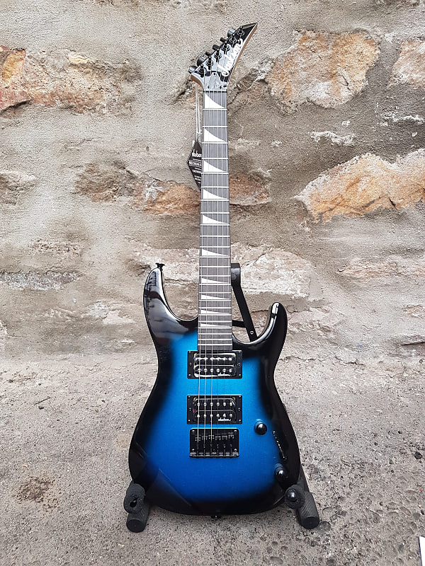 Jackson JS SERIES DINKY® MINION JS1X 2023 - Blue | Reverb UK