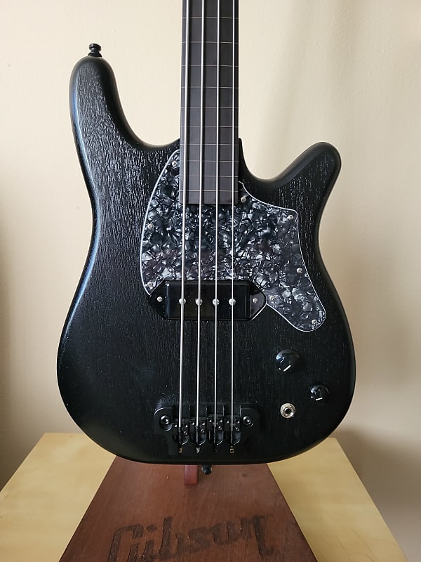 Serek Midwestern 2 Fretless 2024 - Satin Black | Reverb