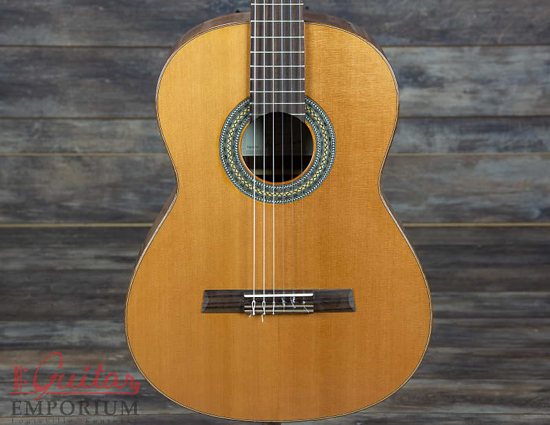 Hofner HZ-27 HZ27 Classical Nylon String with case Solid | Reverb