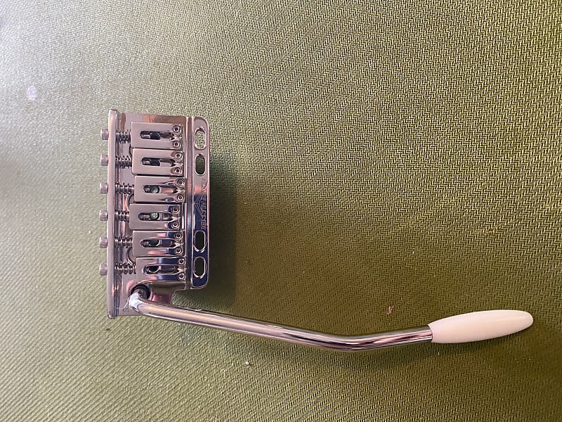 Super-Vee Blade Runner 6-point Strat Tremolo 2019 Chrome | Reverb